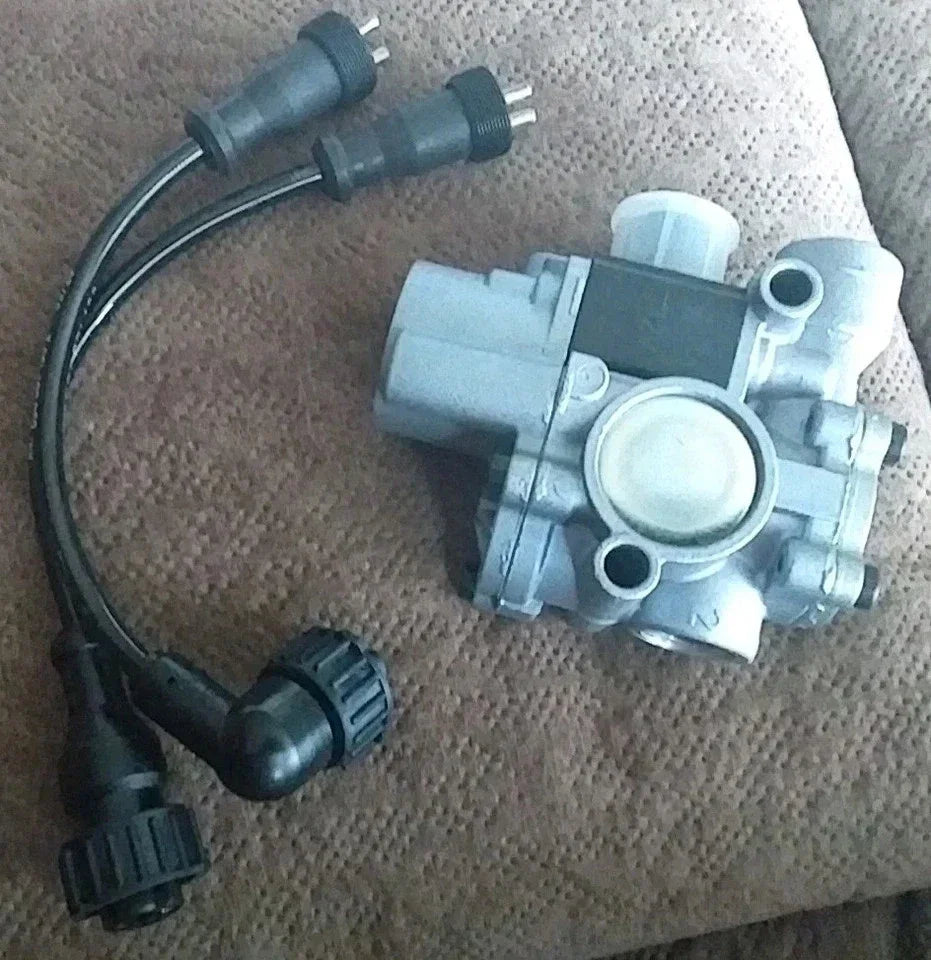 WAB 400 611 022 0 Genuine Wabco Modulator Valve Kit – Truck To Trailer